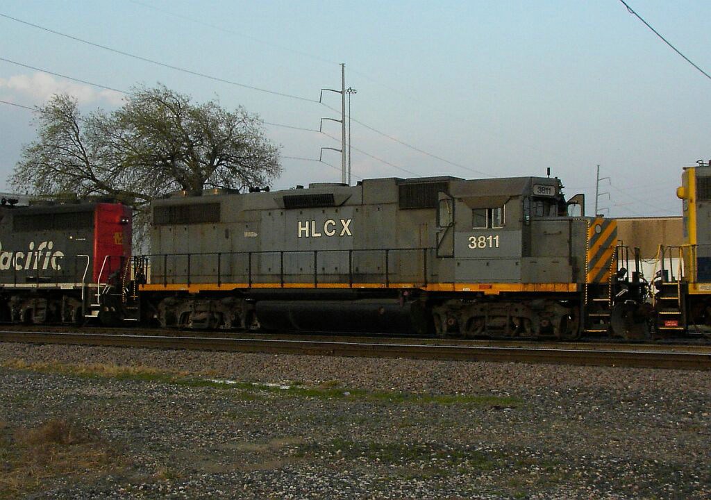 HLCX 3811
